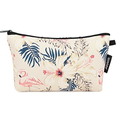 35 Essential Cruise Accessories for your next voyage - CruiseGear
