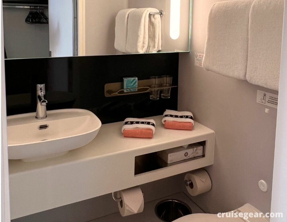 Valiant Lady Sea Terrace Review & 360 Tour | Virgin Voyages (360 DEGREE) - CruiseGear